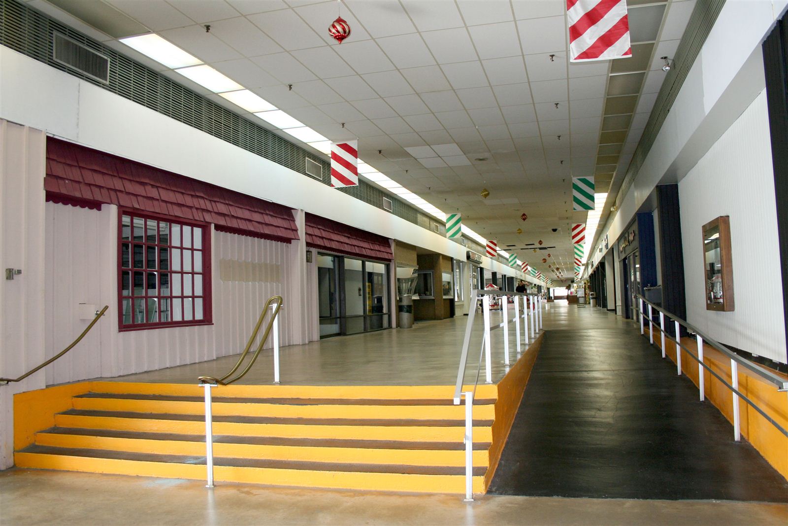 Locations Hub - Pennrose Mall