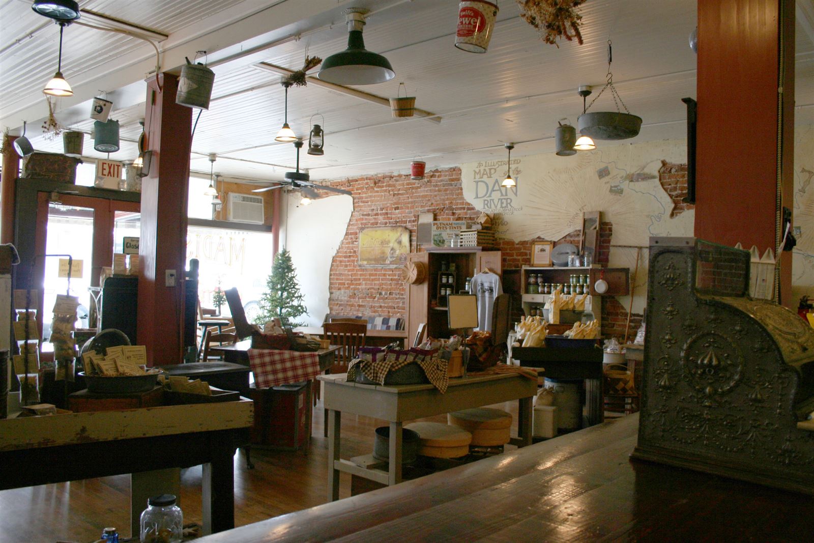 Locations Hub - Madison Dry Goods Store